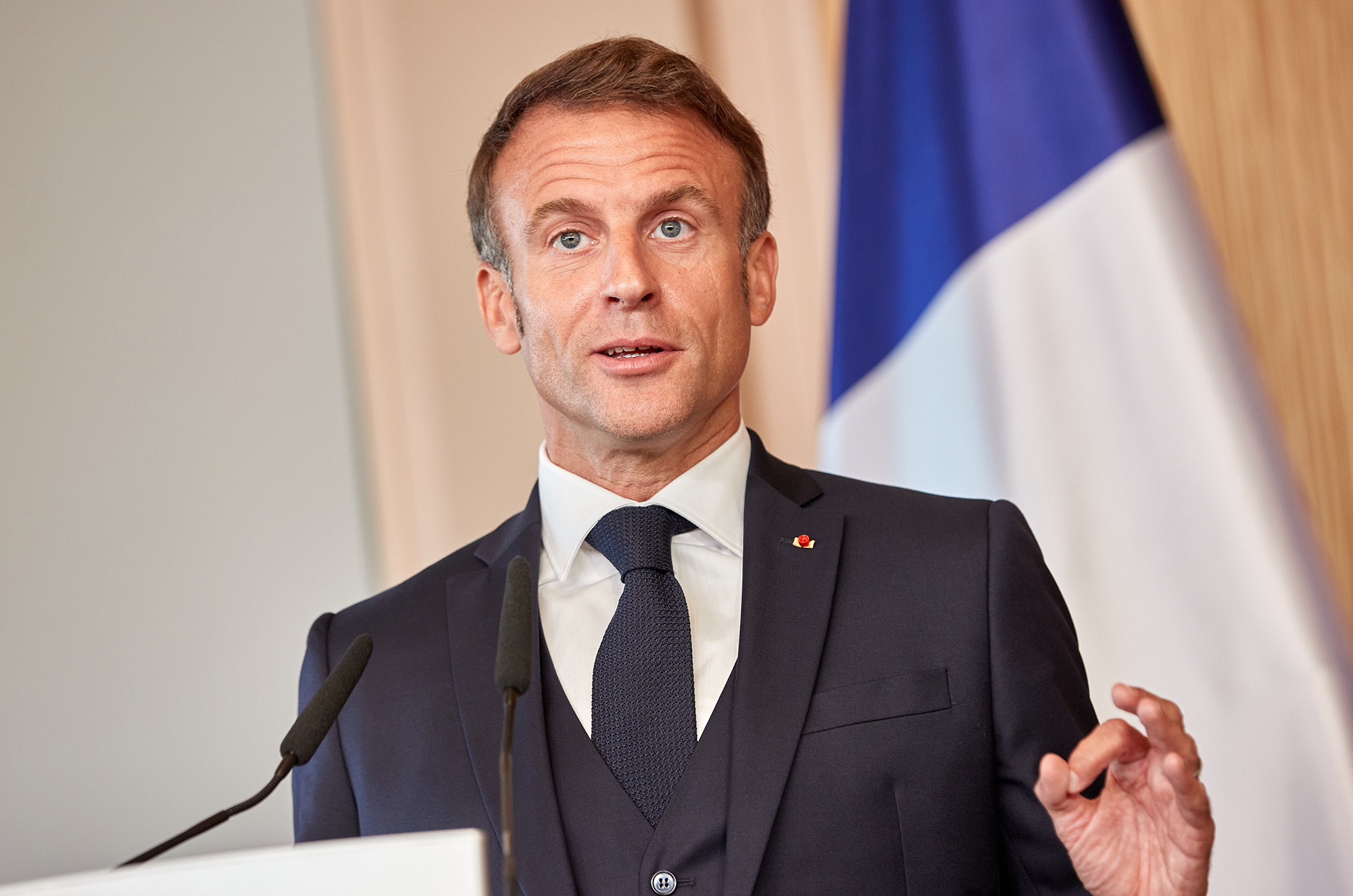 Emmanuel Macron - Who he is, his position on war in Ukraine | RBC-Ukraine